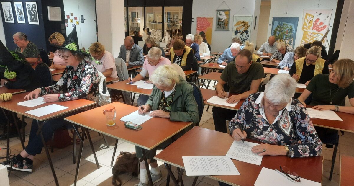 Arjen Vos winnaar Groot Aalsmeers Dictee 2023 | Radio Aalsmeer