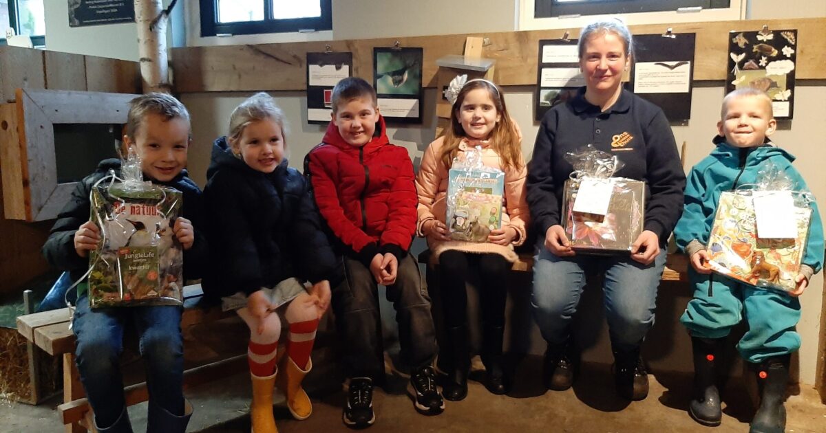 Prijswinnaars lichtjeswandeling bij Boerenvreugd | Radio Aalsmeer