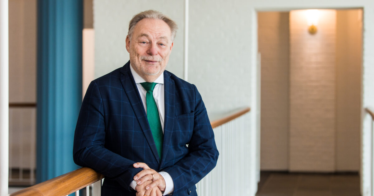 Wethouder Kikkert stopt, opvolging in voorbereiding - Oozo.nl