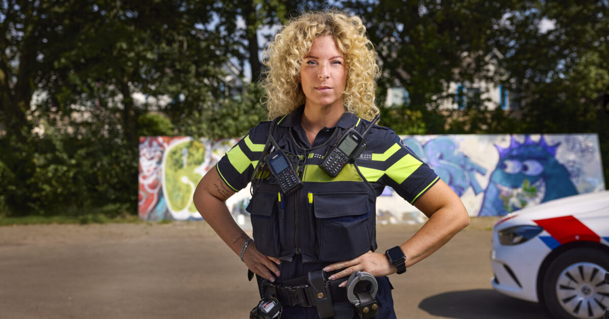 Politieagente Kim en theesommelier Benita te gast bij 'Echt Esther ...